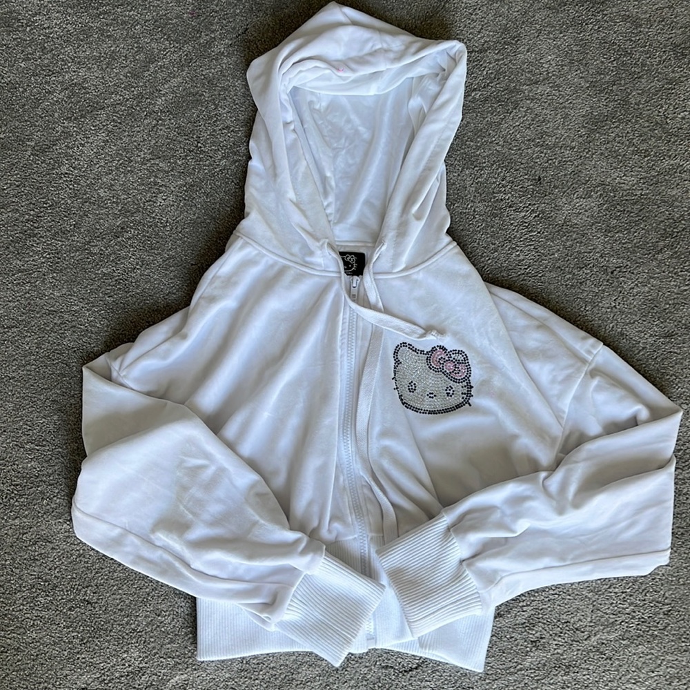 Hello Kitty And Friends Forever 21 - Gem